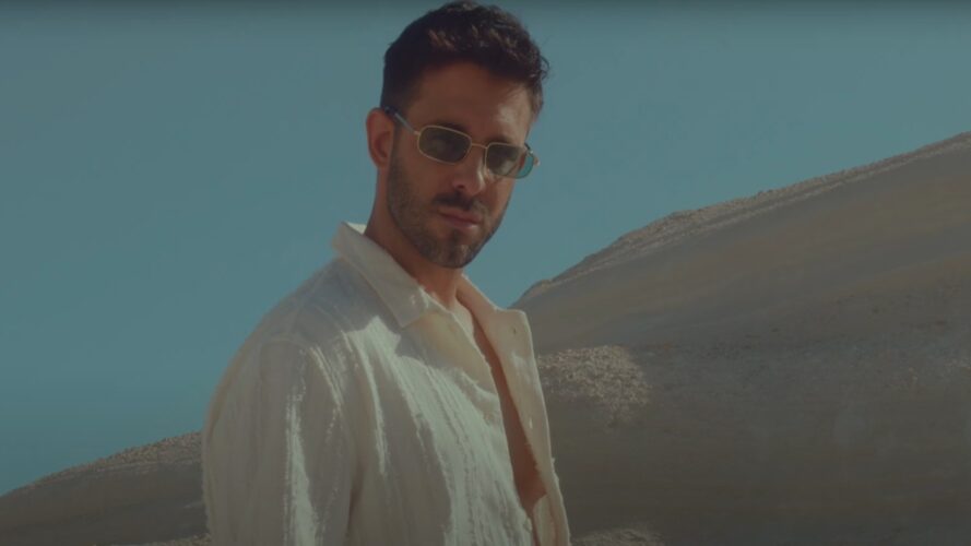 Γιώργος Λιβάνης - Θα Γράψουμε Ιστορία | Music Video - Rythmos - Greek ...